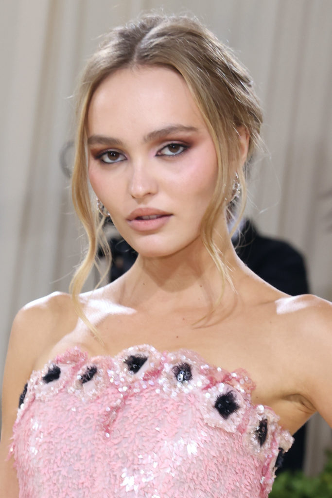 Trend Makeup Tiktok Sleepy Eyes Tampilan Mata Lelah Yang Menggoda
